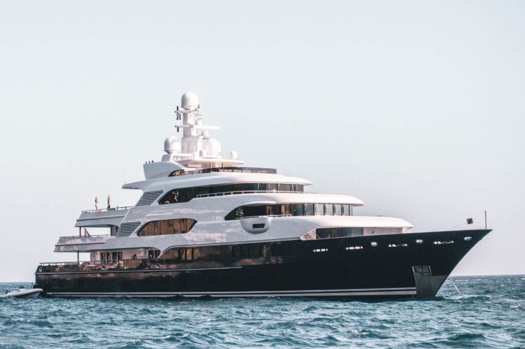 Build a Yacht. Superyacht Construction Guide - YachtOwner.co